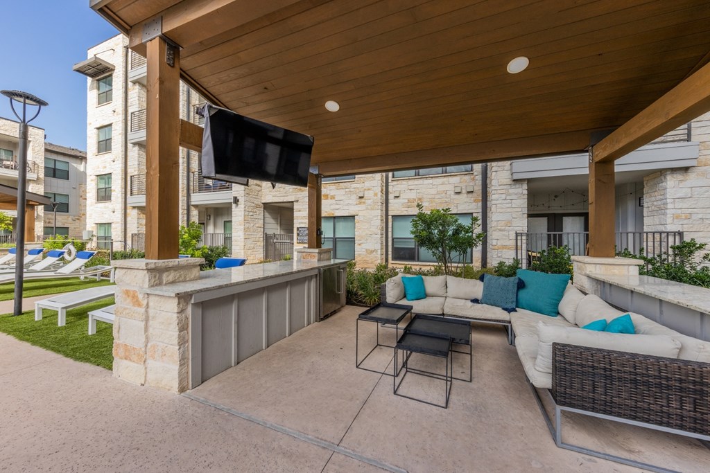 Lenox SoCo Apartments, 135 Foremost Drive, Austin, TX - RentCafe