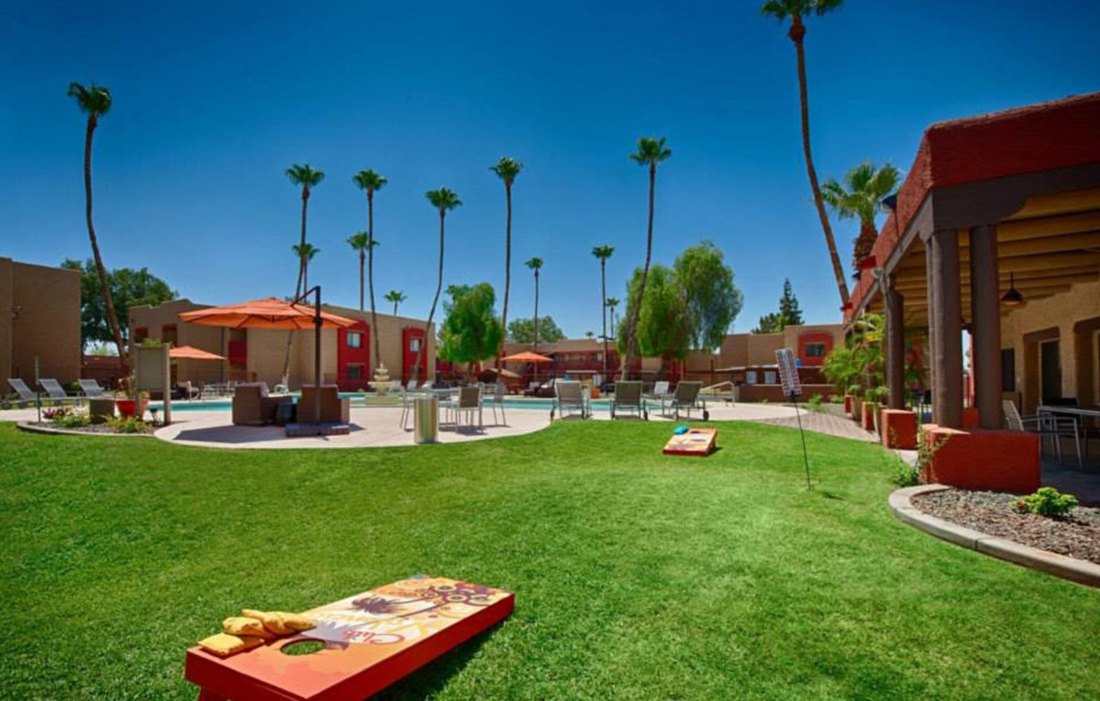 Club Valencia | Apartments in Glendale, AZ