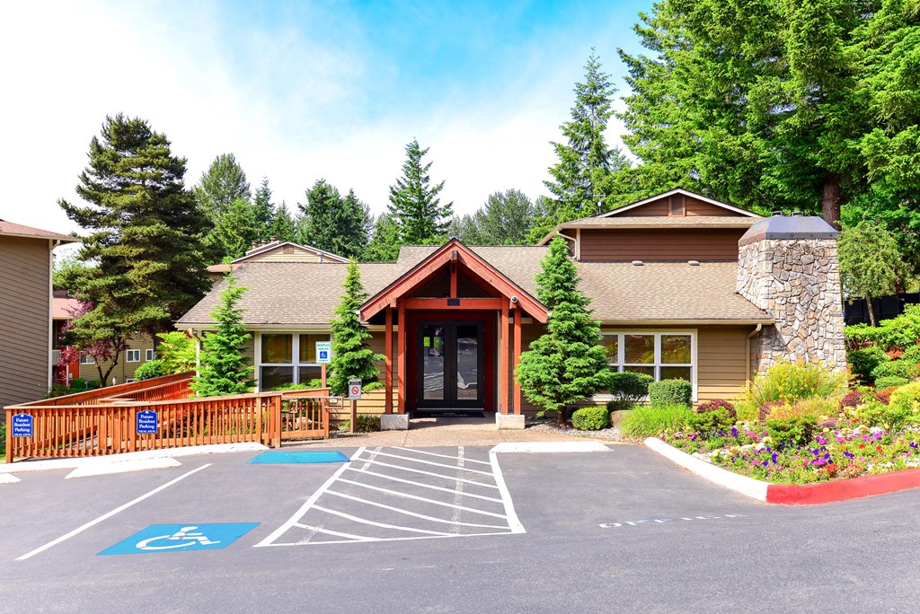 Pembrooke Apartment Homes, 25907 27th Place South, Kent, WA - RentCafe