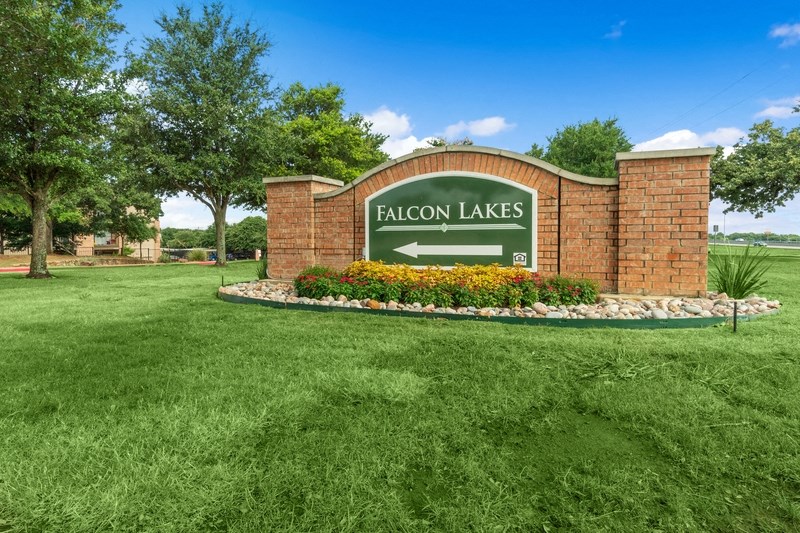 Falcon Lakes Apartments, 6504 Falcon River Way, Arlington, TX - RentCafe