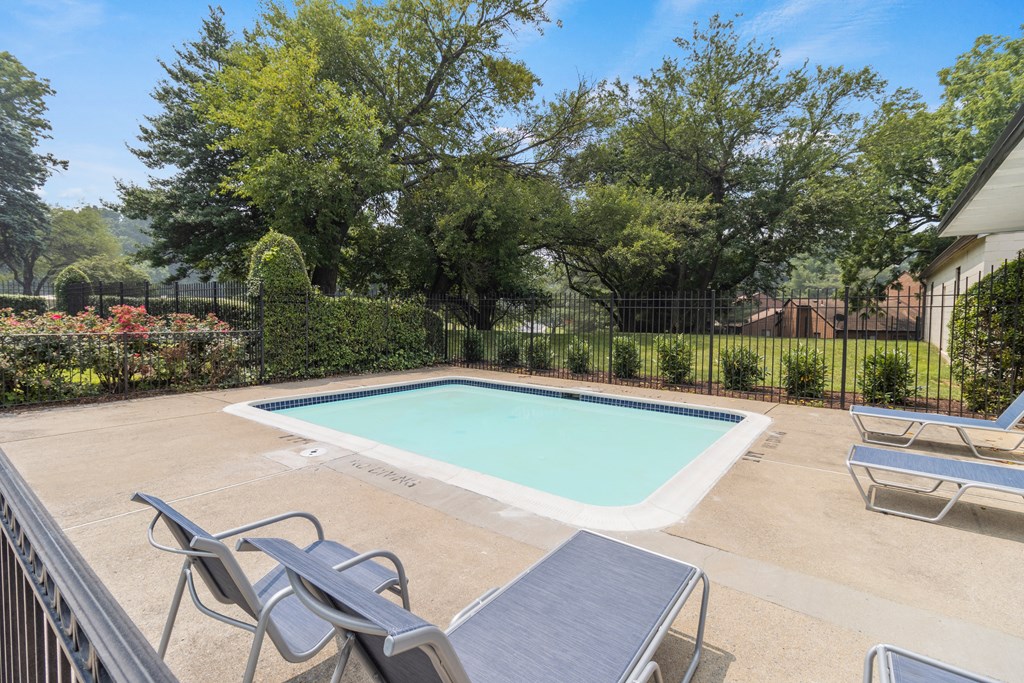 Halpine View Apartments, 13013 Crookston Lane, Rockville, MD - RentCafe