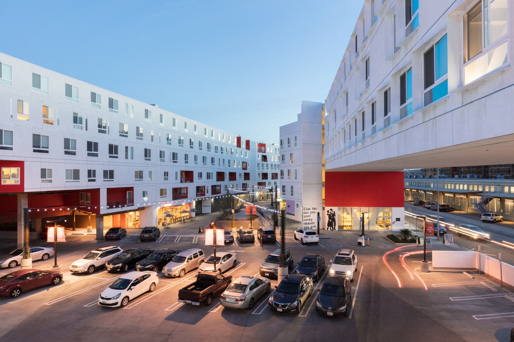 One Santa Fe Apartments, 300 S Santa Fe Ave, Los Angeles, CA - RENTCafé