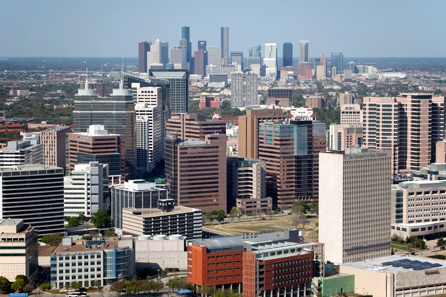 Tinsley On The Park Apartments, 919 Gillette, Houston, TX - RentCafe