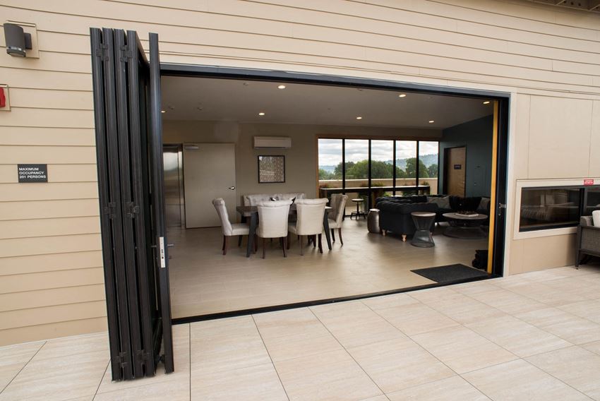 Quinten Tower Apartments, 1950 NE Everett St, Portland, OR - RentCafe