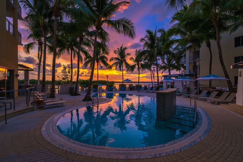 Moda North Bay Village Apartments, 8000 West Drive, North Bay Village ...