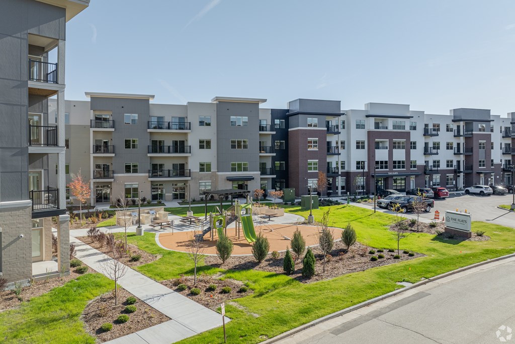 The Flats At Bishop's Woods Apartments, 350 Bishops Way, Brookfield, WI ...