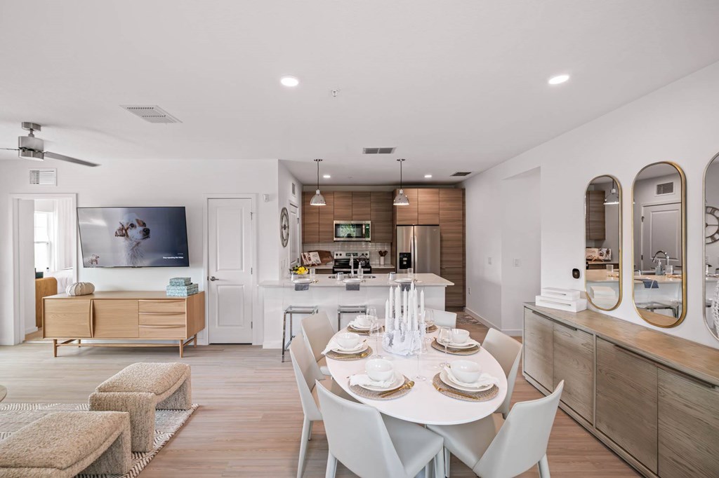 Altis Grand Twin Lakes Apartments, 201 Royal Tupper Terrace, Kissimmee ...