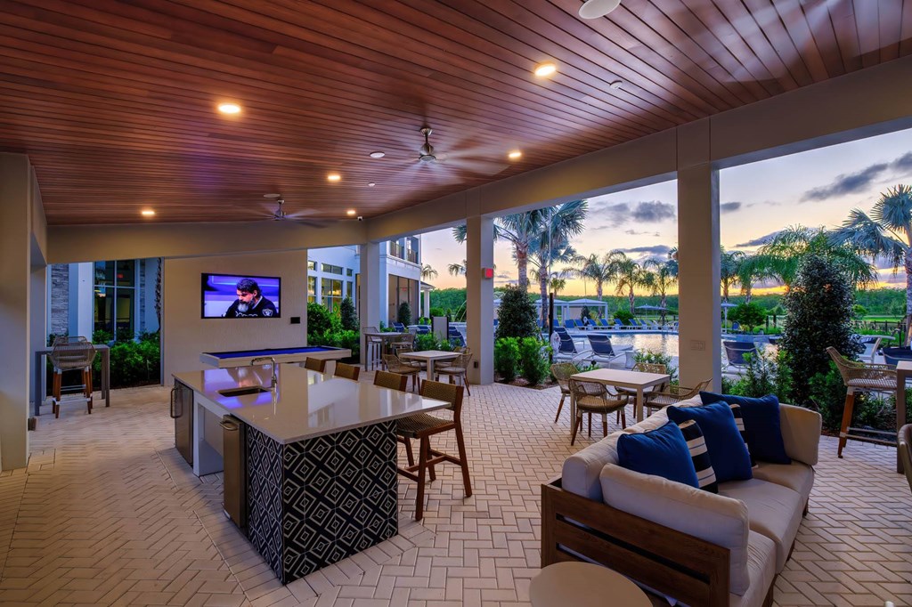 Altis Grand Twin Lakes Apartments, 201 Royal Tupper Terrace, Kissimmee ...