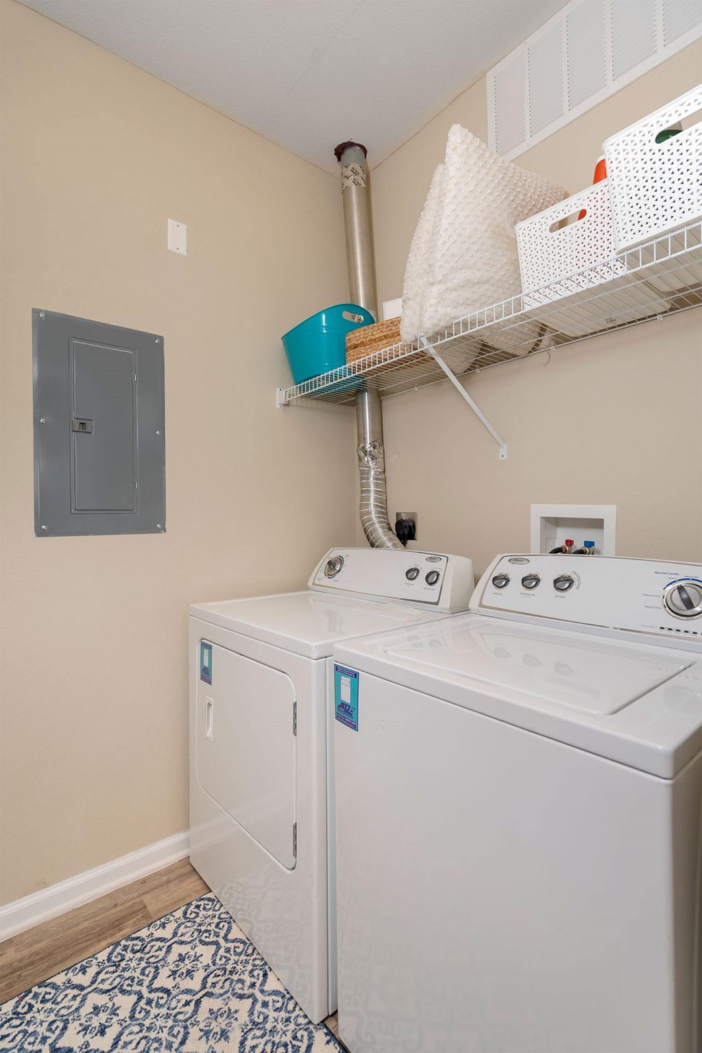 Brookstone Crossing Apartments, 6416 Ridgeline Drive, Cold Spring, KY ...