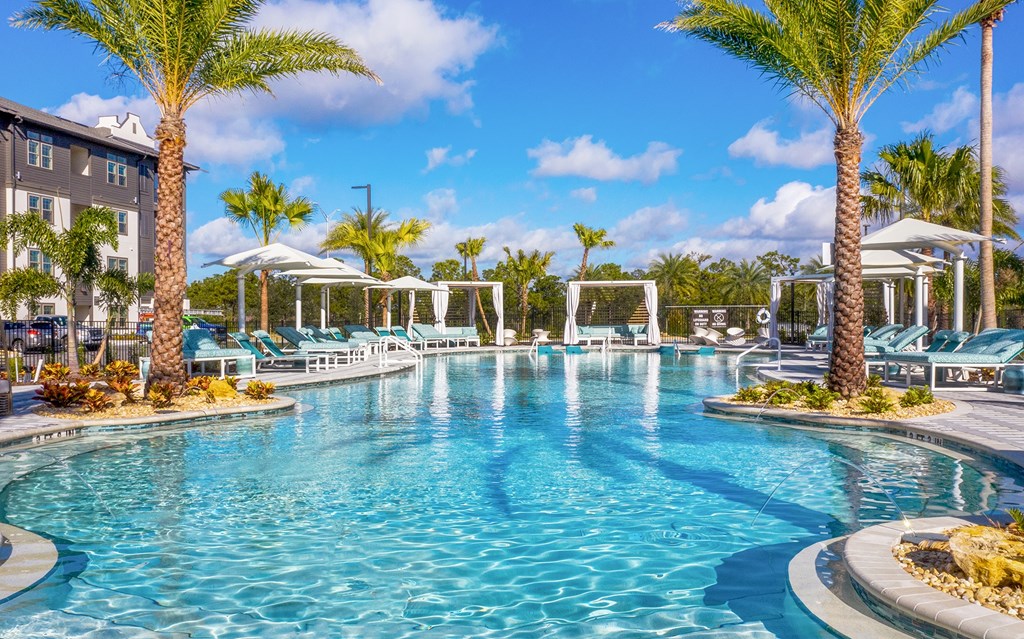 Botanic Waterside At Lakewood Ranch Apartments, 1450 Pine Warbler Place ...