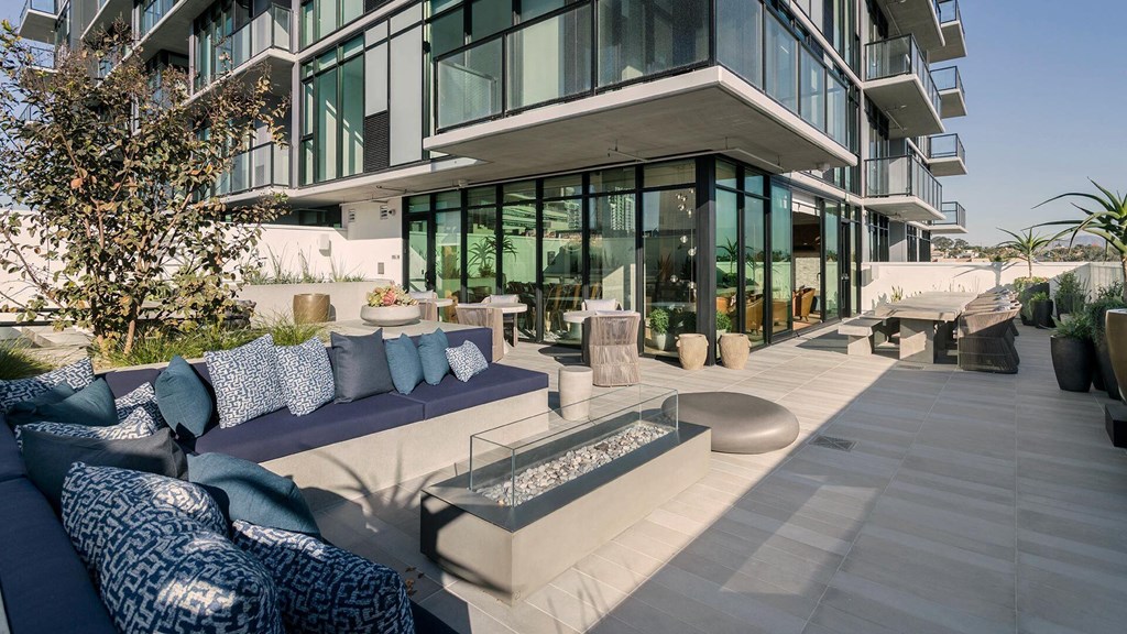 ALX Apartments, 300 14th St, San Diego, CA - RentCafe