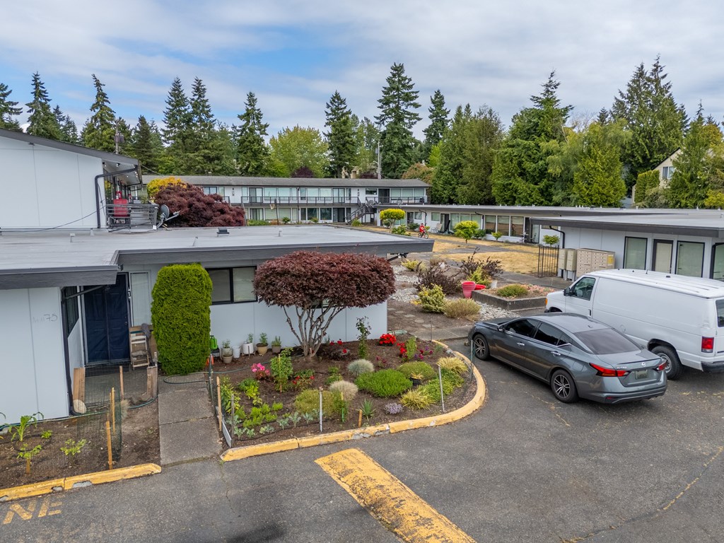 Blue Ridge Apartments, 28606 Pacific Highway, Federal Way, WA - RentCafe