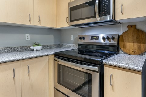 Palladia Apartments, 2615 NE Amberglen Parkway, Hillsboro, OR - RentCafe