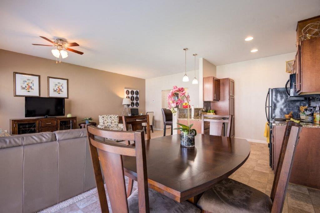 Preserve At Autumn Ridge Apartments And Townhomes, 14630 Autumn Ridge ...