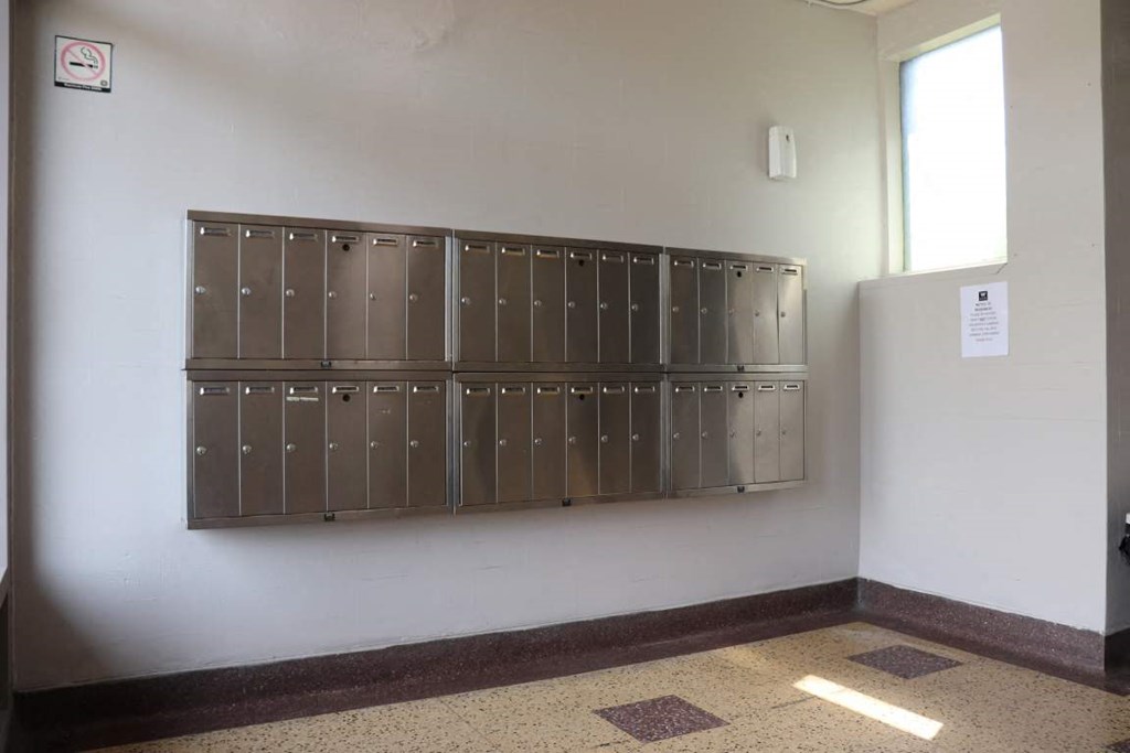 2507 & 2515 Eglinton Avenue W. Rentals - Toronto, ON - RentCafe