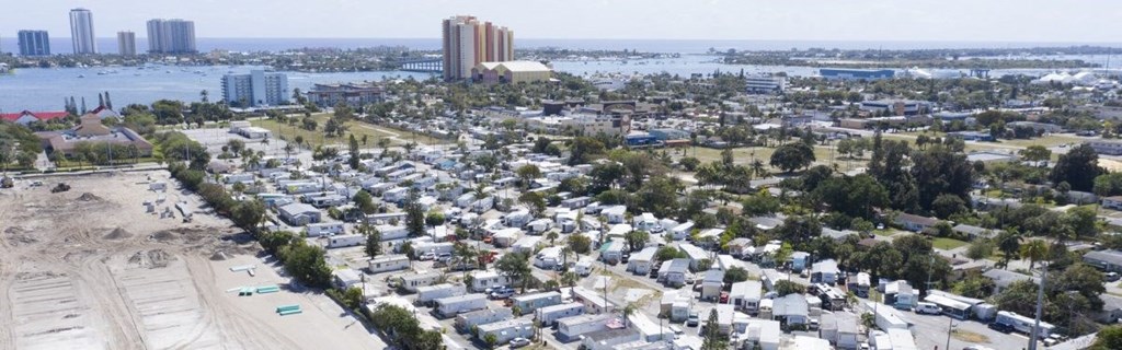 Bedrock Ocean Tide - RV Apartments, 3101 Broadway Ave, Riviera Beach ...