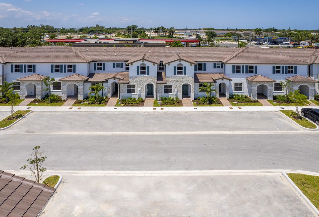 Westview South Apartments, NW 24th Ave and NW 119th St., Miami, FL ...