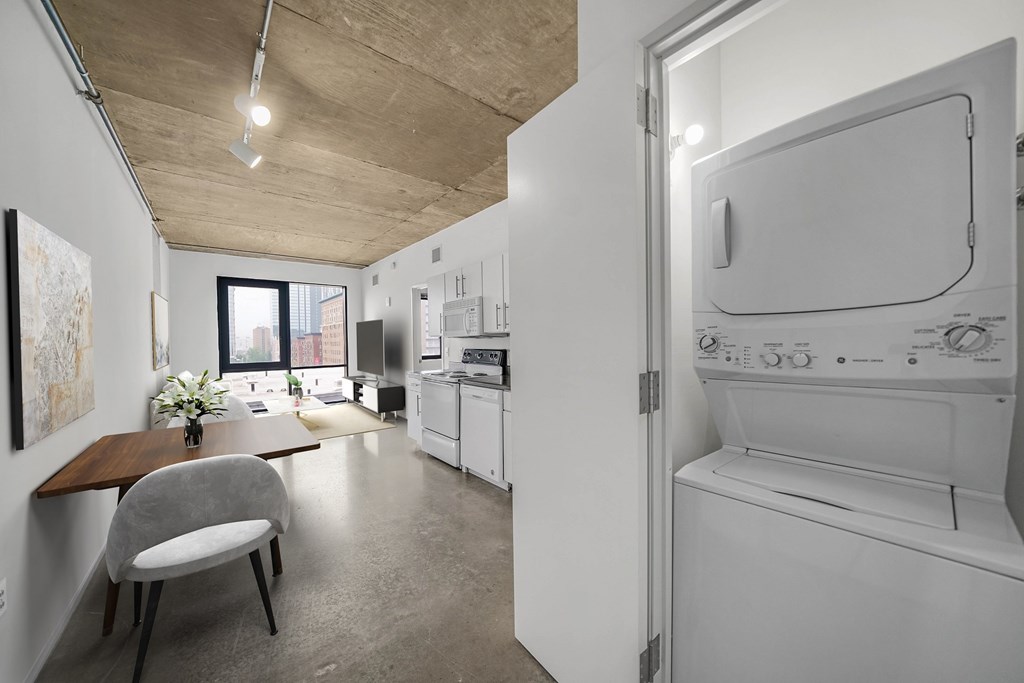 The Hub On Chestnut Street Apartments, 3945 Chestnut Street ...
