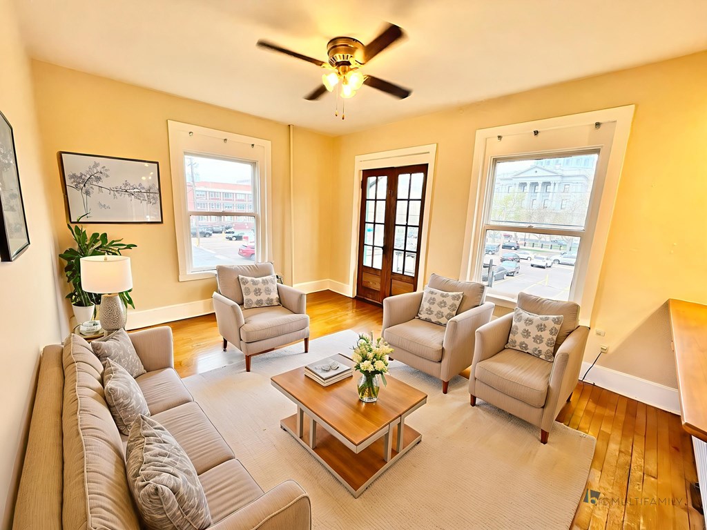 Https://logancourt.prospectportal.com/ Apartments, 1461 North Logan ...