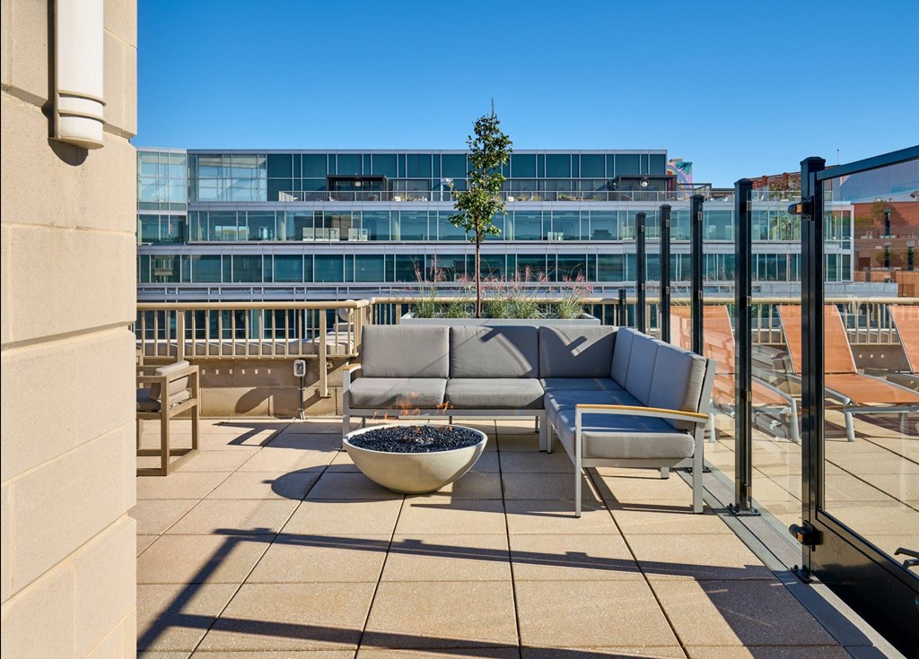 Meridian At Gallery Place Apartments, 450 Massachusetts Avenue NW ...