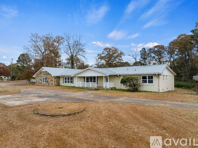 2366 N Walston Bridge Rd - Jasper, AL