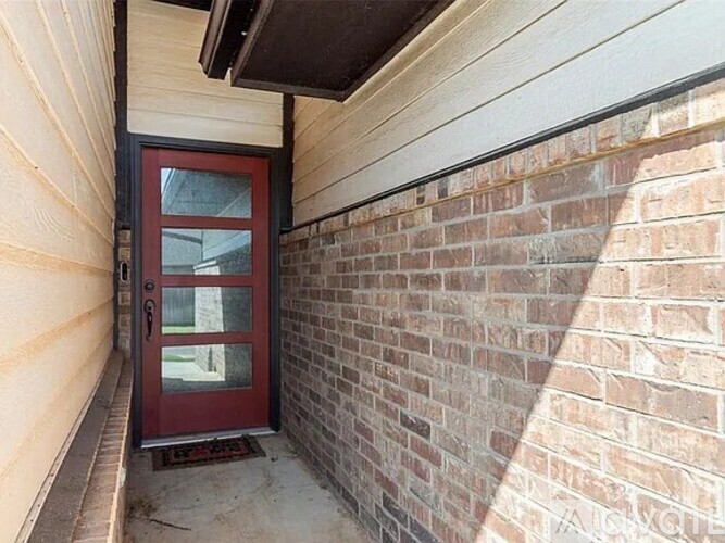 9101 Poppey Pl - Yukon, OK