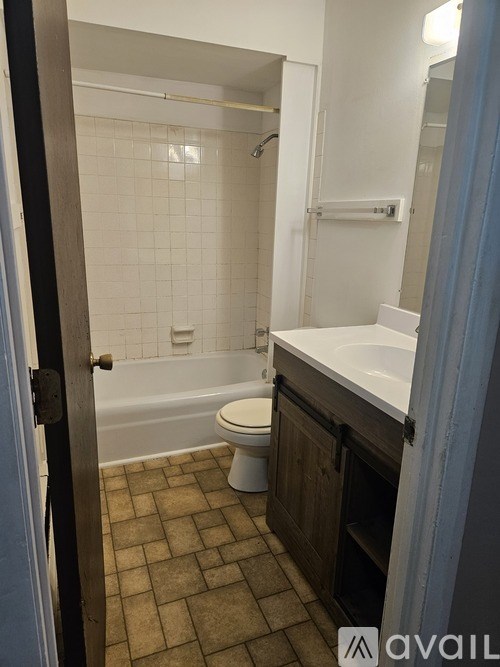 107 College Park Ct, Unit 2 - Normal, IL