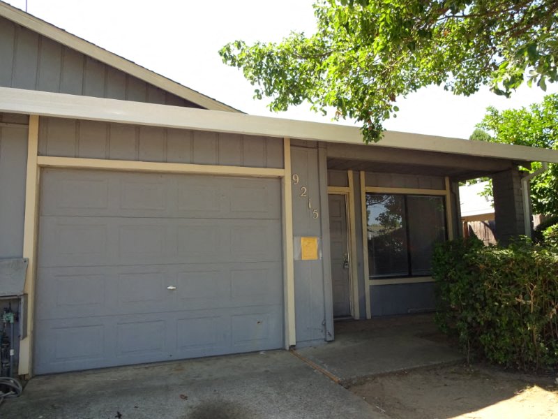 9213 / 9215 Corinthian Circle Apartments, 9213/9215 Corinthian Circle ...