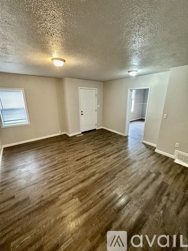 947 E Augusta Ave - Spokane, WA