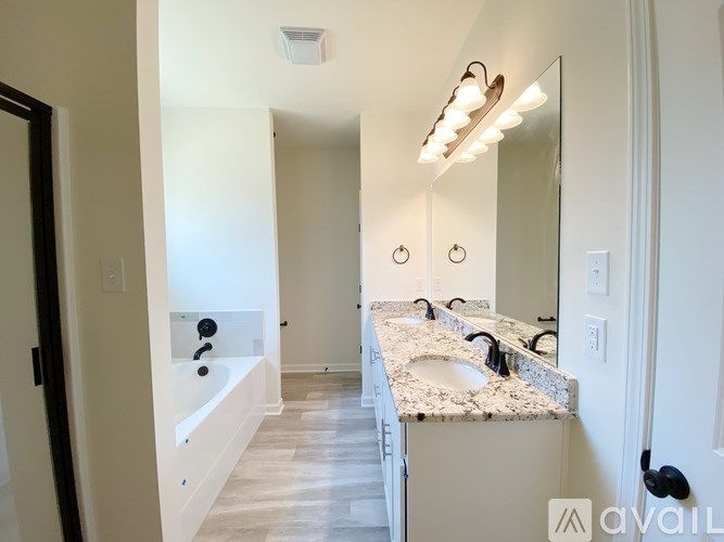 8326 Rocky Trail Ave - Baton Rouge, LA