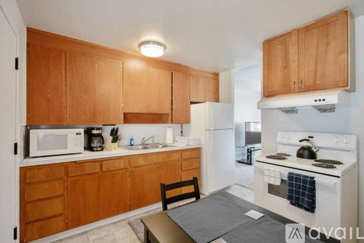 1402 Jefferson Avenue Northeast, Unit 1402 - Renton, WA