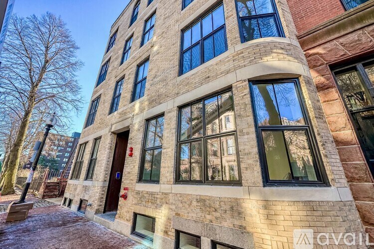 144 Worcester St, Unit 3 - Boston, MA