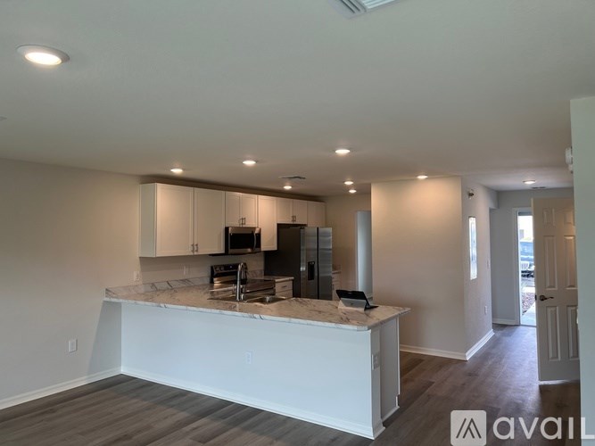 Turtle Bay Ave, Unit 214 - Winter Haven, FL