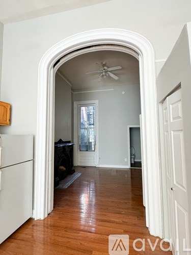 2209 Walnut St, Unit 1F - Philadelphia, PA