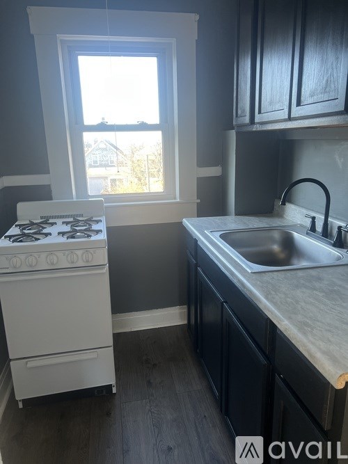 51 Crapo St, Unit 3 - New Bedford, MA