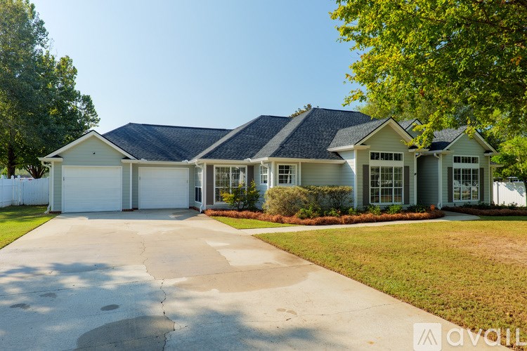 4246 Netherfield Ln - Valdosta, GA