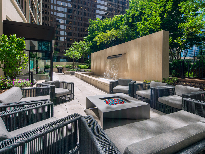Columbus Plaza Apartments, 233 East Wacker Drive, Chicago, IL - RentCafe