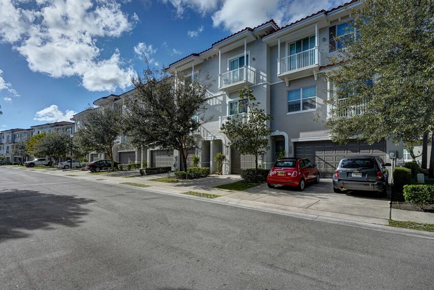 Midtown Delray Apartments, 2200 Bloods Grove Circle, Delray Beach, FL ...