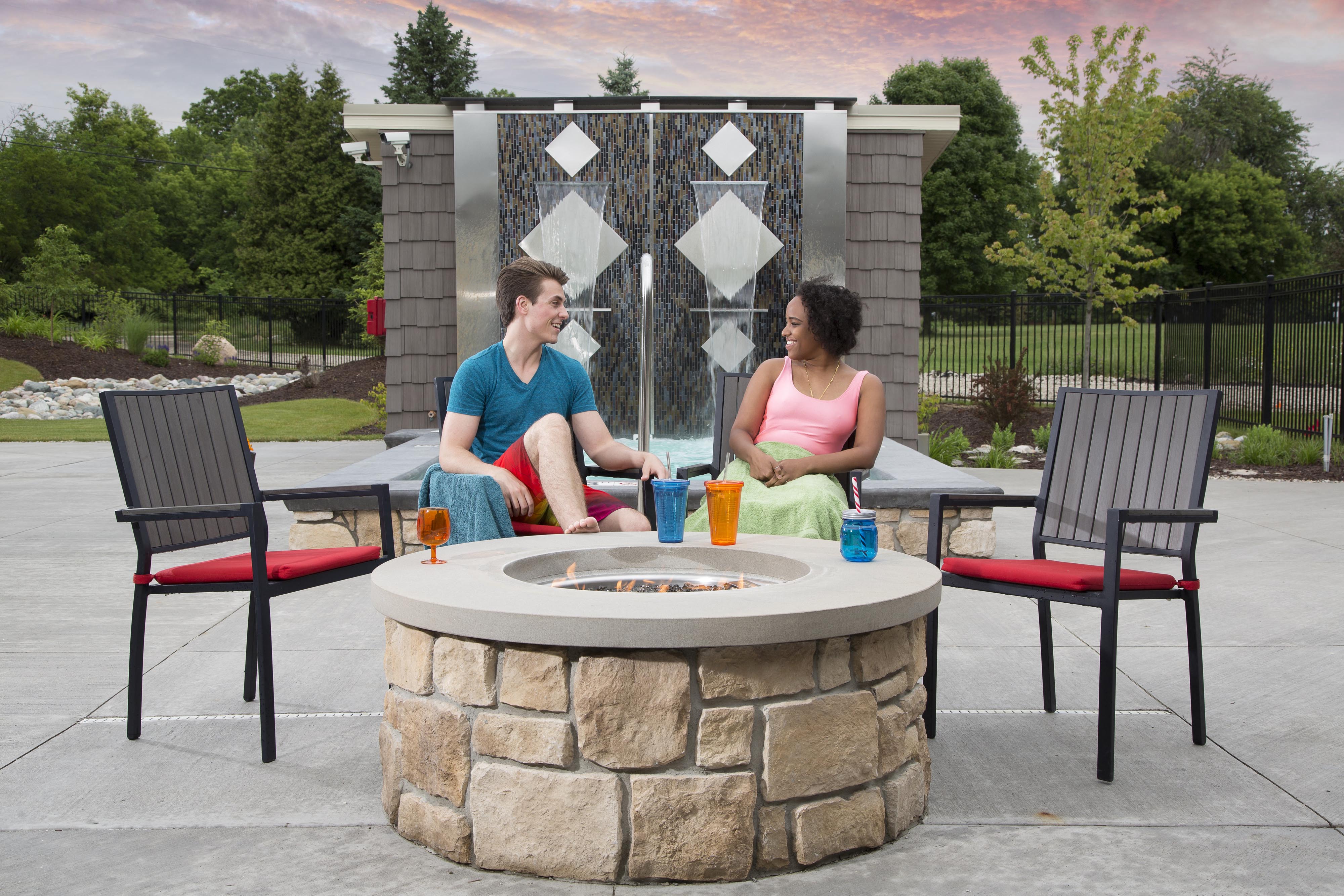 The Quarry Apartments | Apartments in DeWitt, MI