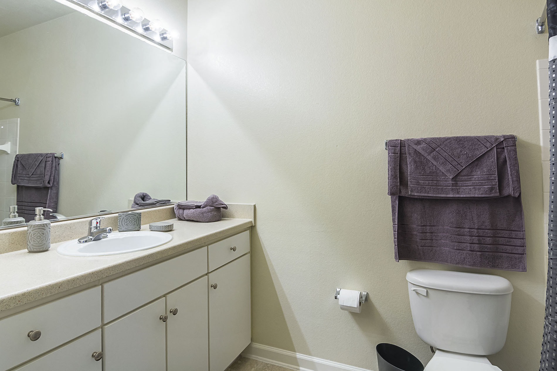 Ultris Courthouse Square Apartments, 26 Davenport Dr, Stafford, VA ...