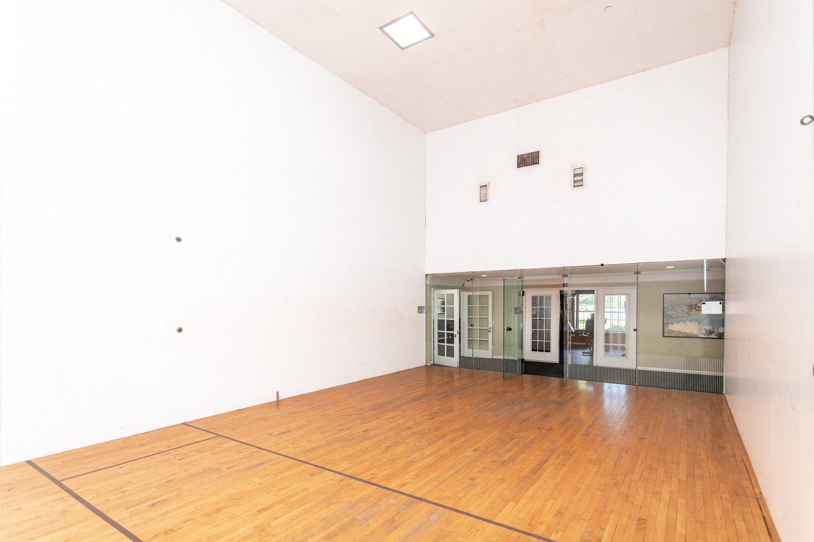 The Gables Of Troy Apartments, 500 Coachman Dr., Troy, MI - RentCafe