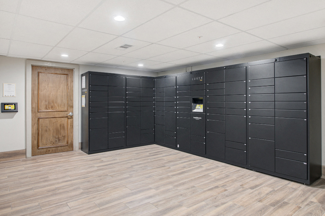 State Thomas Ravello Apartments, 2610 Allen Street, Dallas, TX - RentCafe