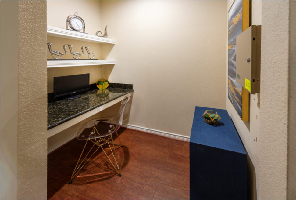 The Lakes At Cinco Ranch Apartments, 2855 Commercial Center Blvd, Katy ...