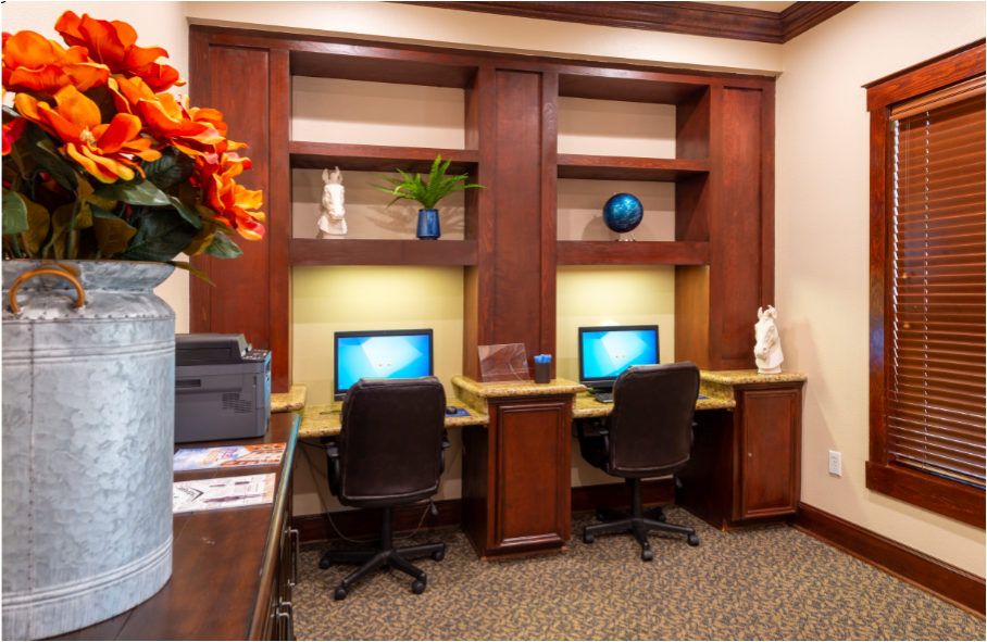 The Lakes At Cinco Ranch Apartments, 2855 Commercial Center Blvd, Katy ...