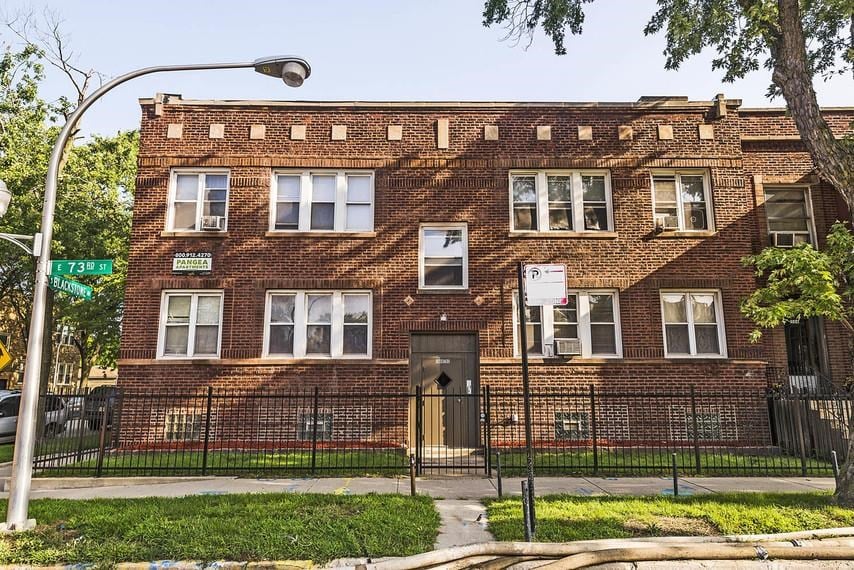 Ginger Ridge Apartments, 1954 Memorial Drive, Calumet City, IL - RentCafe