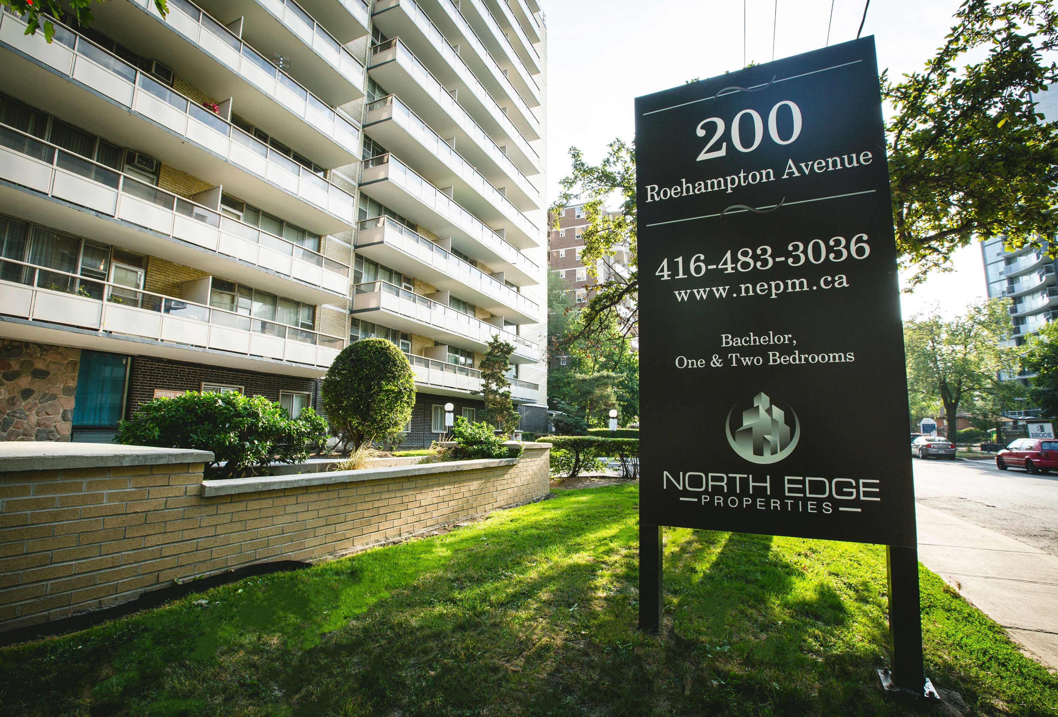200 Roehampton Ave Apartments, 200 Roehampton Avenue, Toronto, ON ...