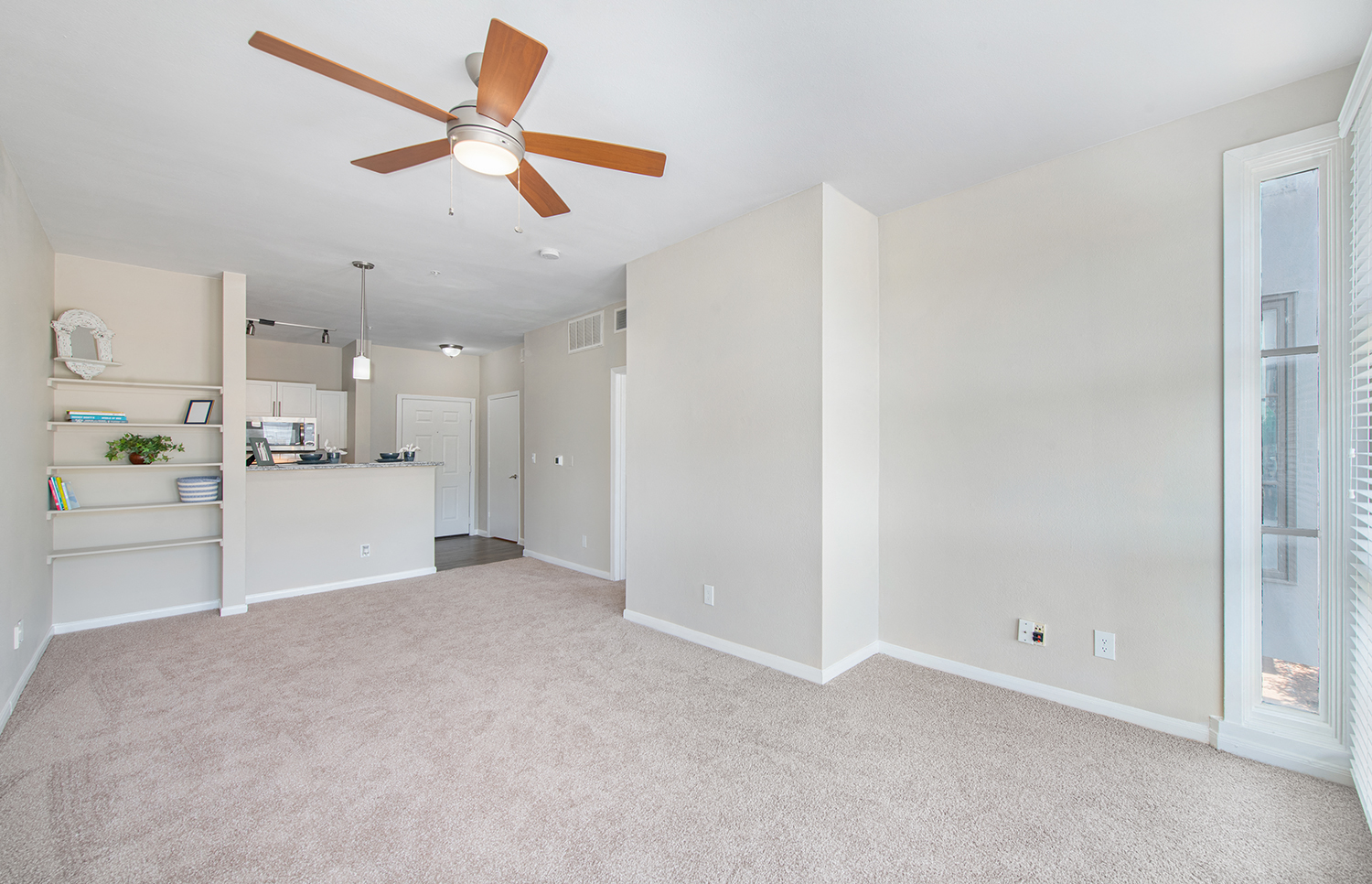 MAA Addison Circle Apartments, 5009 Addison Circle, Addison, TX - RentCafe