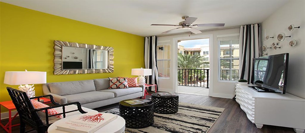 MAA SoHo Square Apartments, 712 South Howard Ave., Tampa, FL - RentCafe