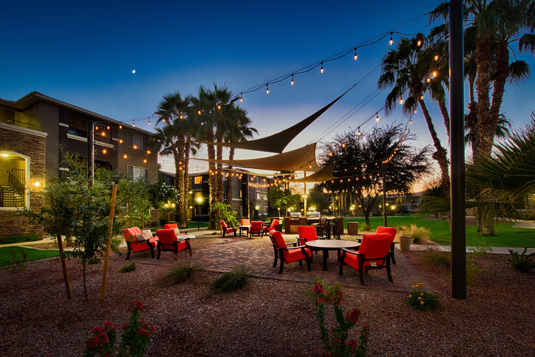 Luxury Apartments in Downtown Chandler, AZ | Stonebridge Ranch