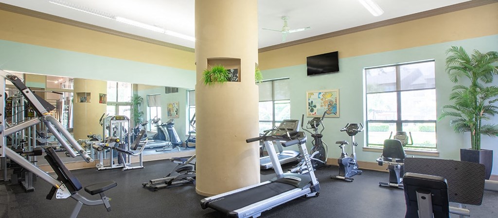 MAA Fall Creek Apartments, 8440 N Sam Houston Pkwy E, Humble, TX - RentCafe